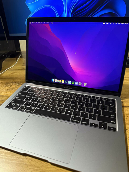 Macbook Air M1 8/256