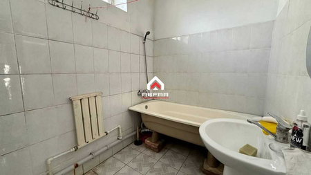 3 xonali kvartira sotiladi. e'lon id:257896