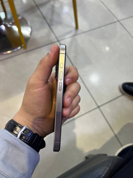 Iphone 15 pro 128 tali apple