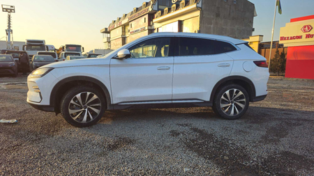 BYD Chempion 605 Flagship