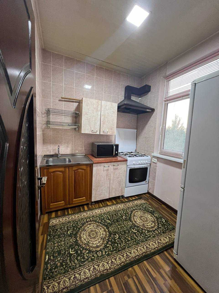 Сдается 3 ком кв Учтепа, Чупон ота С парковочным местом для авто.