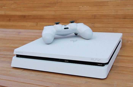 PlayStation 4 slim 1.TB 17 игры