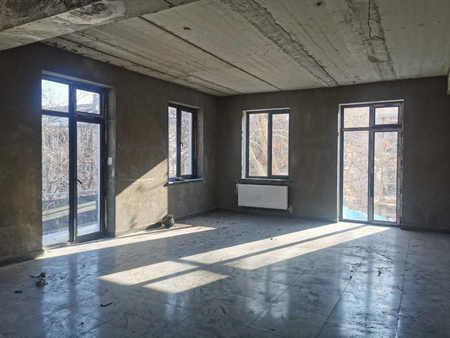 (КМ117881) Продается помещение в Яккасарайском районе.