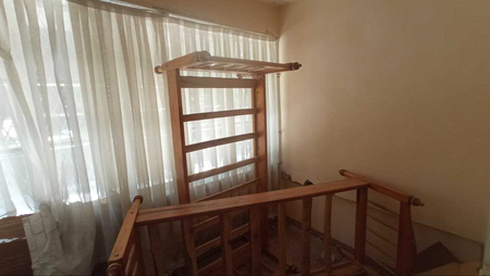 Срочная продажа 2/1/5 Дубовая-Мажнунтол кирпич 2*6 балкон