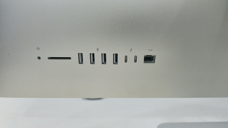 i MAC 27-inch with Retina 5K display