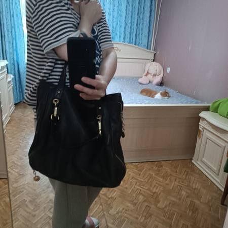 Продам сумку LOUIS VUITTON  кожа
