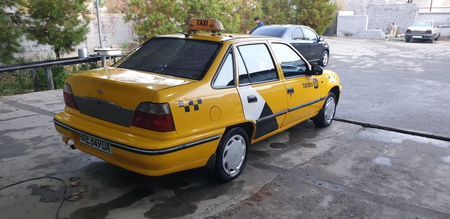 Срочно продаю свою машину