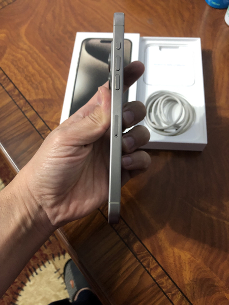 MU793VN/A iPhone 15 Pro Max Natural Titanium 256GB