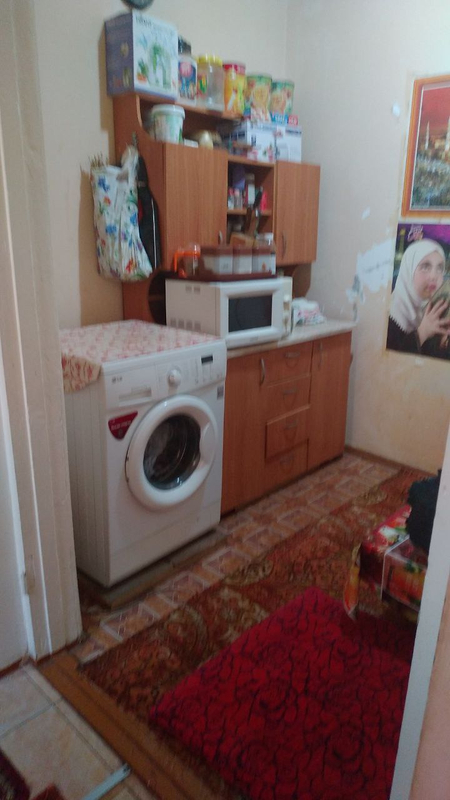 Продаю срочна 4хкомнат квартиру 1этаж 4х этажный дом