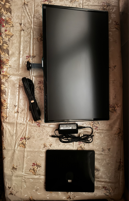 Продам свой монитор Samsung 24D390HL
