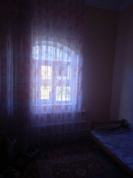 Xovli uy sotiladi