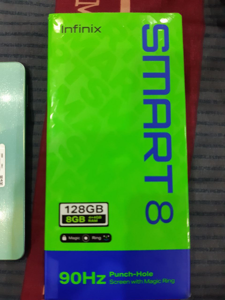 Infinix SMART 8 Yangi 8/128g