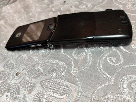 Motorolla  va iphon  5s sotiladi