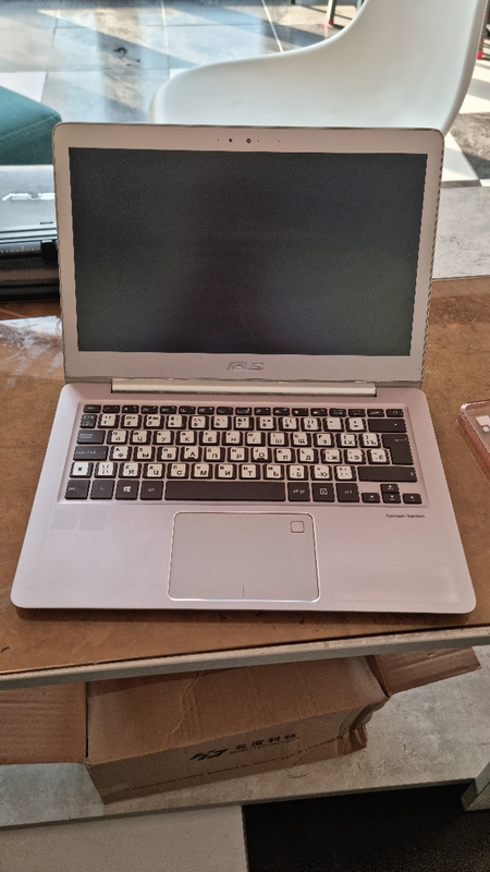 Asus zenbuk Core i7 7-avlod