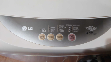 Стиральная машинка LG wf-422 spp (читать внимательно )