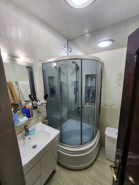 Продается квартира Юнусабад-13, 3/1/5
