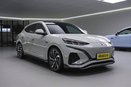 Denza N7 (Byd+Mercedes Benz)