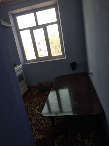 Кунлик кв доппи кафени янида