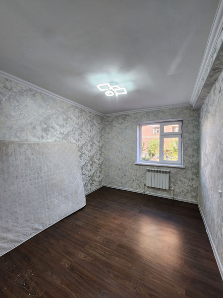 Продается Сергели 7А 2/1/7  срочно Кв.м43 Цена 54000