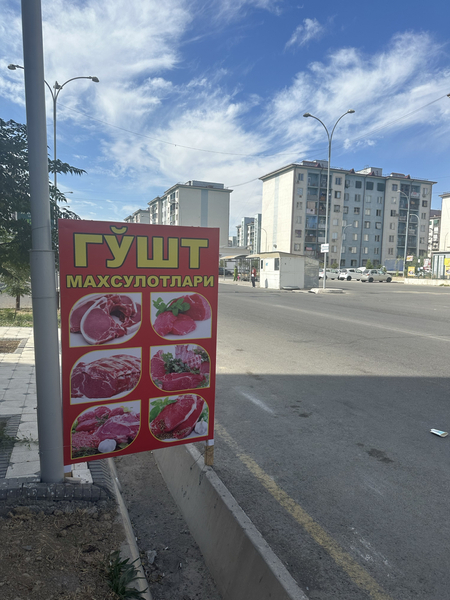 Xaladilnik marazilnik vitrina xaladilnik srochna sotiladi