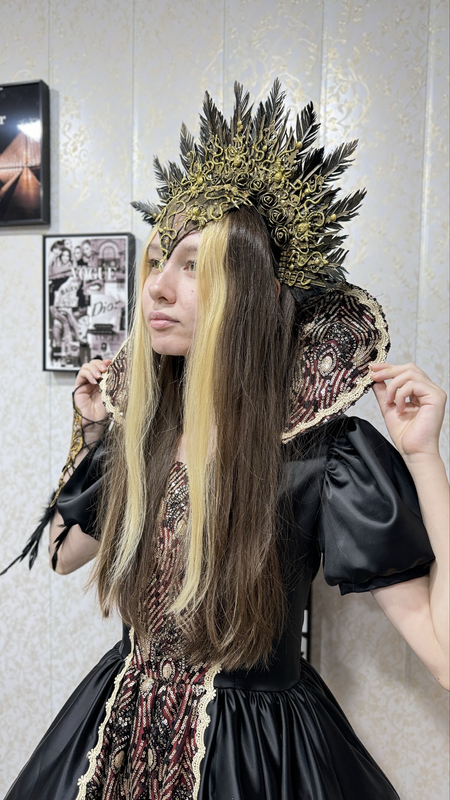 Костюмы, маски на прокат.