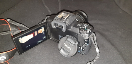Фотоаппарат Canon eos m50