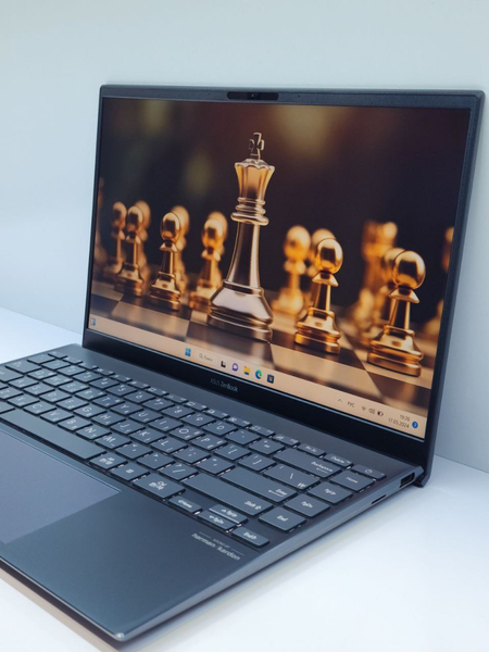 Asus Zenbook Core i5 11 avlod