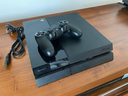 Ps 4 fat hdd500 9.00 proshitiy