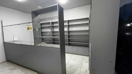 Продается ветрена для аптеке