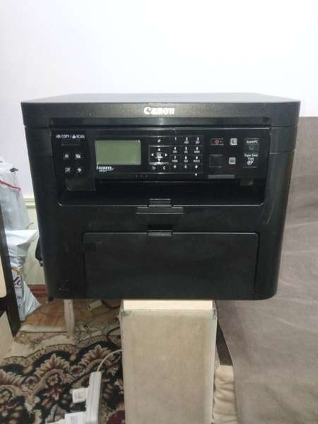 Лазерный принтер Canon MF 231 /3в1  Идеальном состояние