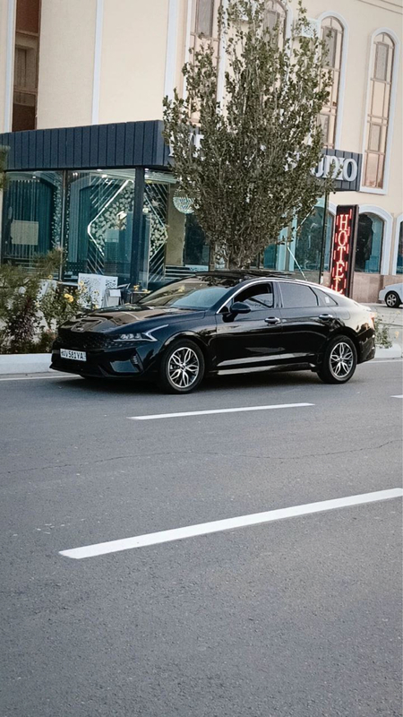 Kia k5 2021 yil ponarama tom