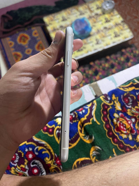 Iphone 11.  128gb