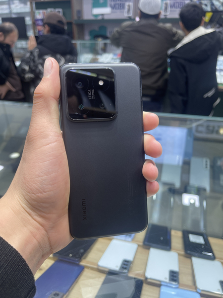 Xiaomi 14 black