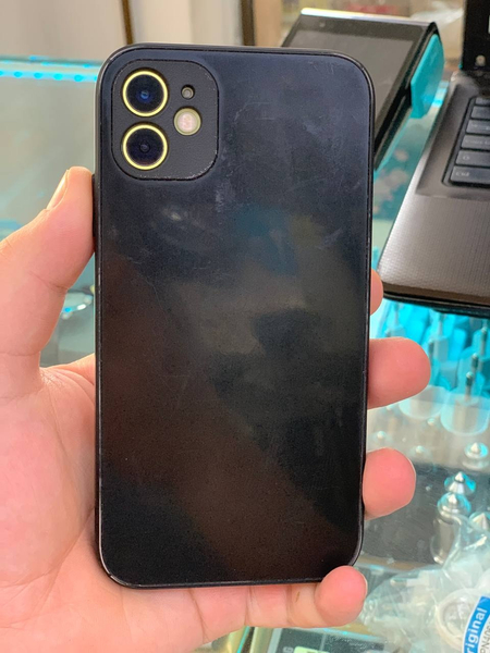 Iphone 11 karobka yo'q batare almashgan