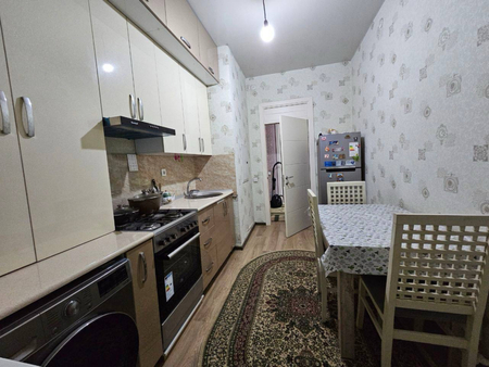 Квартира  Алайский рынок 2/2/9 54 кв.м
