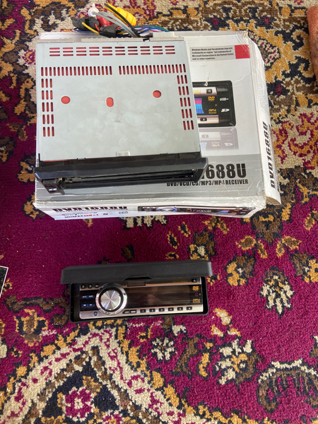 Магнитофон DVD1688U