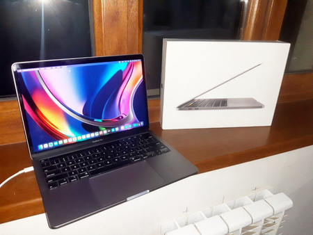 MacBook pro 2021 42цикл