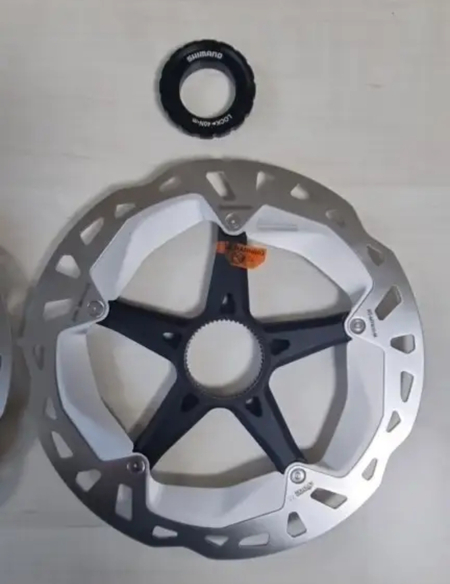SHIMANO DEORE XT RT-MT800 дисковый тормоз ротор 180 мм
 Новый не испол