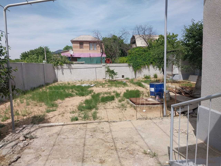 Dacha saunali uchaska hovli