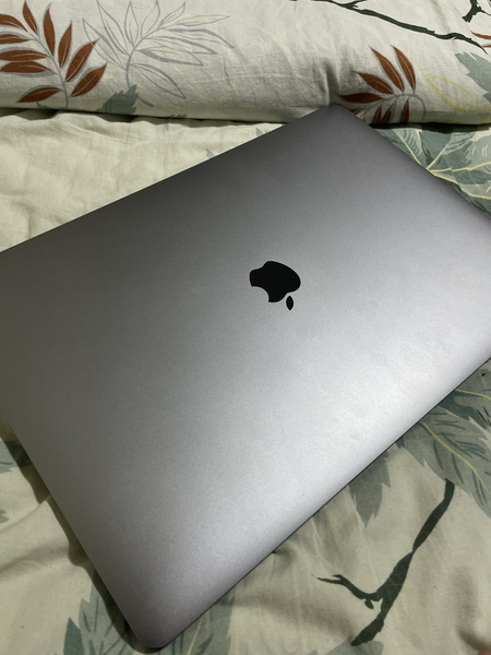 MacBook Pro 2017 16/512 ideal