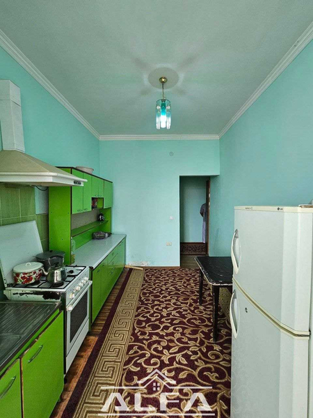 2 xonali 60m² 2-qavat sotiladi.