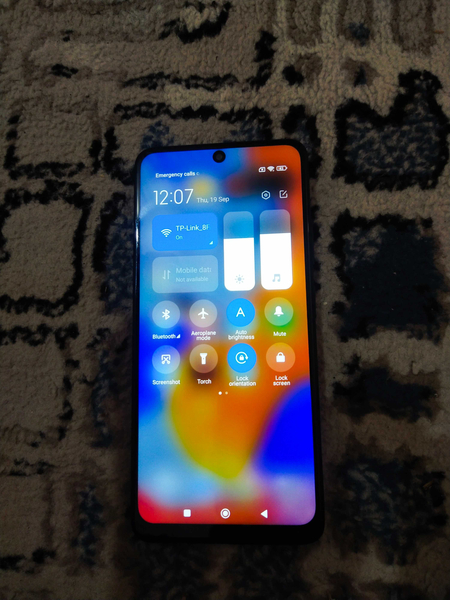 Redmoi not 11pro 128gb