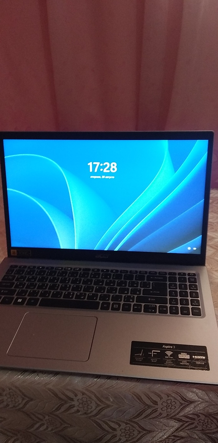 ACER Core I3 holati ideal nasiyaga ham bor
