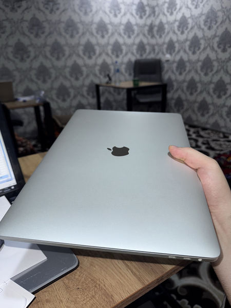 Mac book pro 15-inc 2017