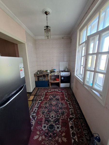 Срочно продаётся квартира Юнусобод14 3/2/5 77м2
