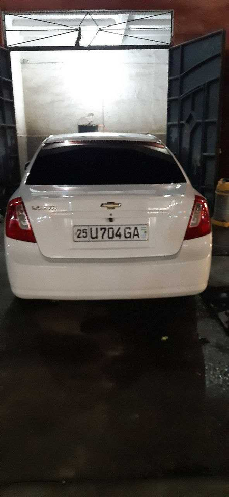 Gentra 1.5 sotiladi srochshniy