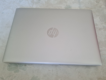 HP PROBOOK 430 G5 i7 8th 4yadr 8 patok. Ram 8GB. SSD m2 256GB.