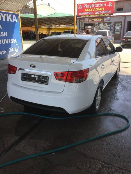 kia forte,2009y,metan gaz,320ming probeg,7500$