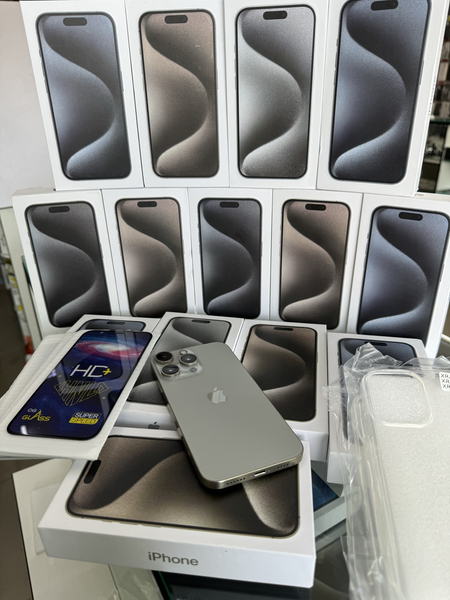 iPhone XR 15 pro