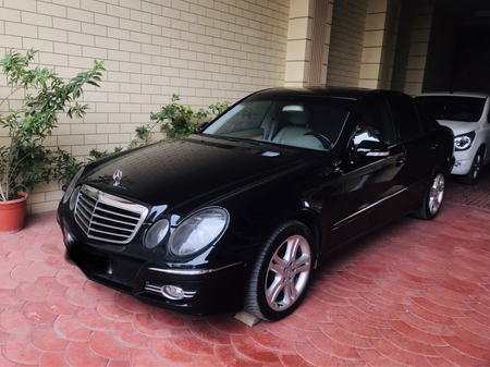 Продам Mercedes 211 в хорошем состоянии